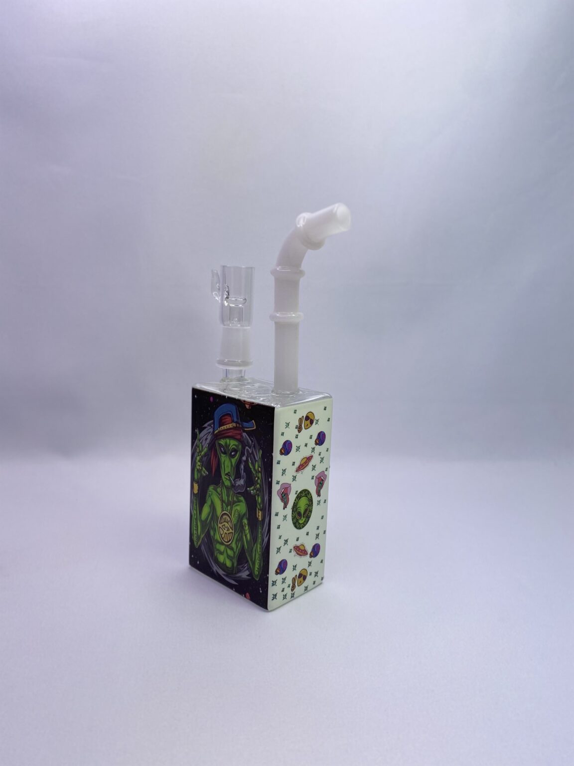 Dab Rig Juice Box Style (Alien Design) - East Coast Bongs